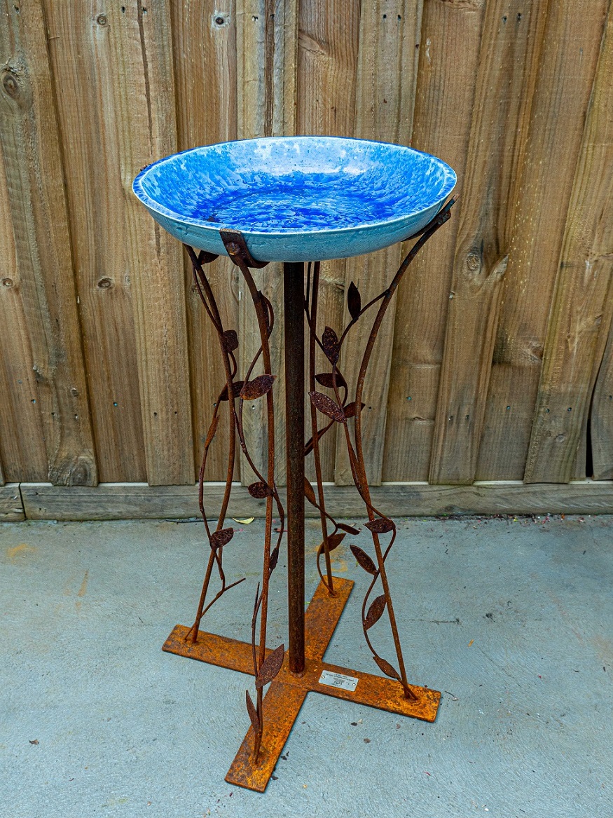 Crysalline Blue Birdbath with leaf and vine base 1 – Yarra Ranges ...
